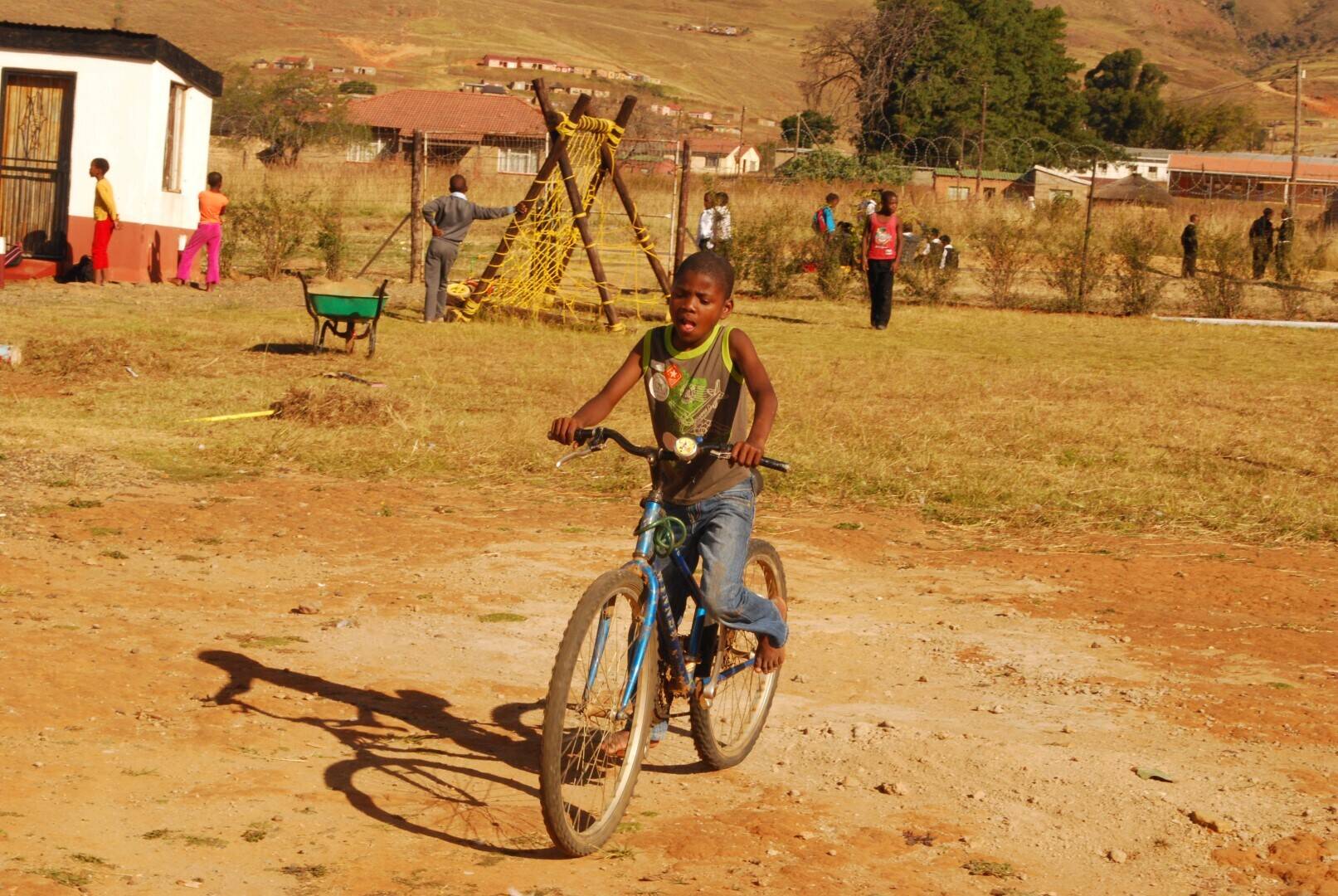 Zanele en haar pingpong tafel - Anders dan Anders